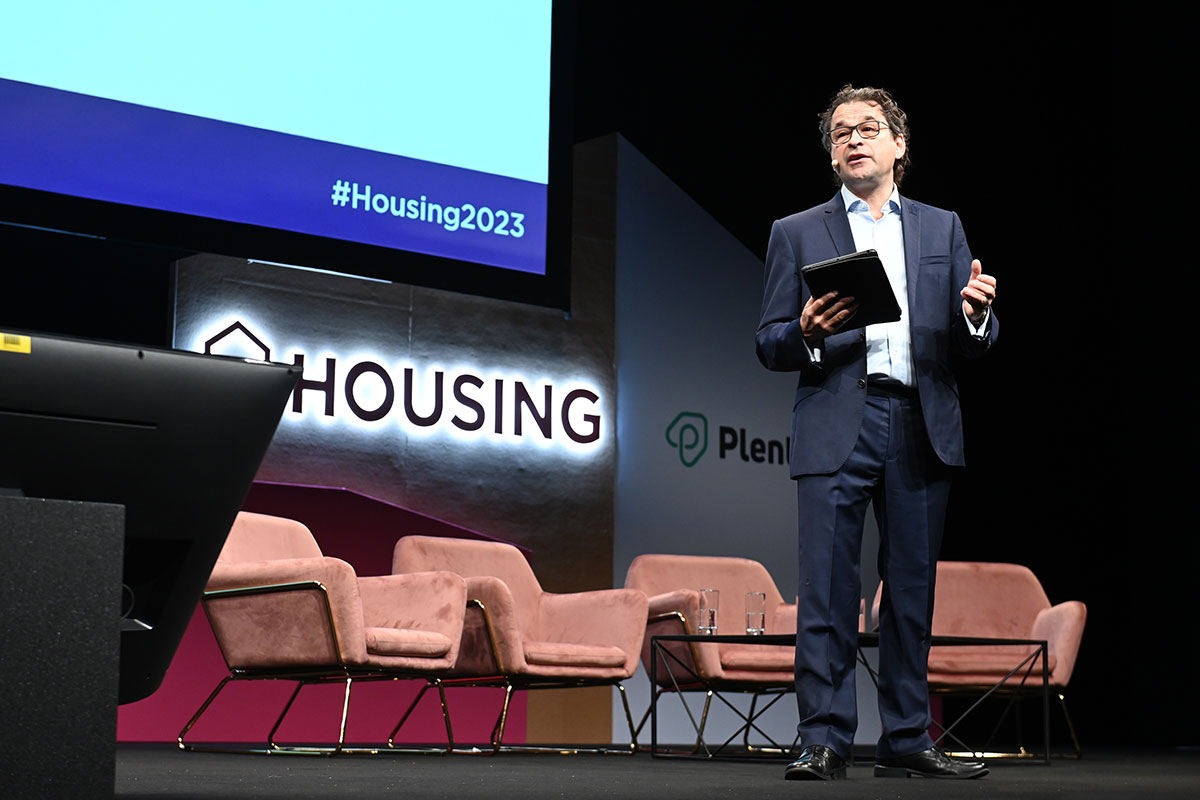 Inventor-e awarded 1st place for Van Stock Technology - Inventor-e